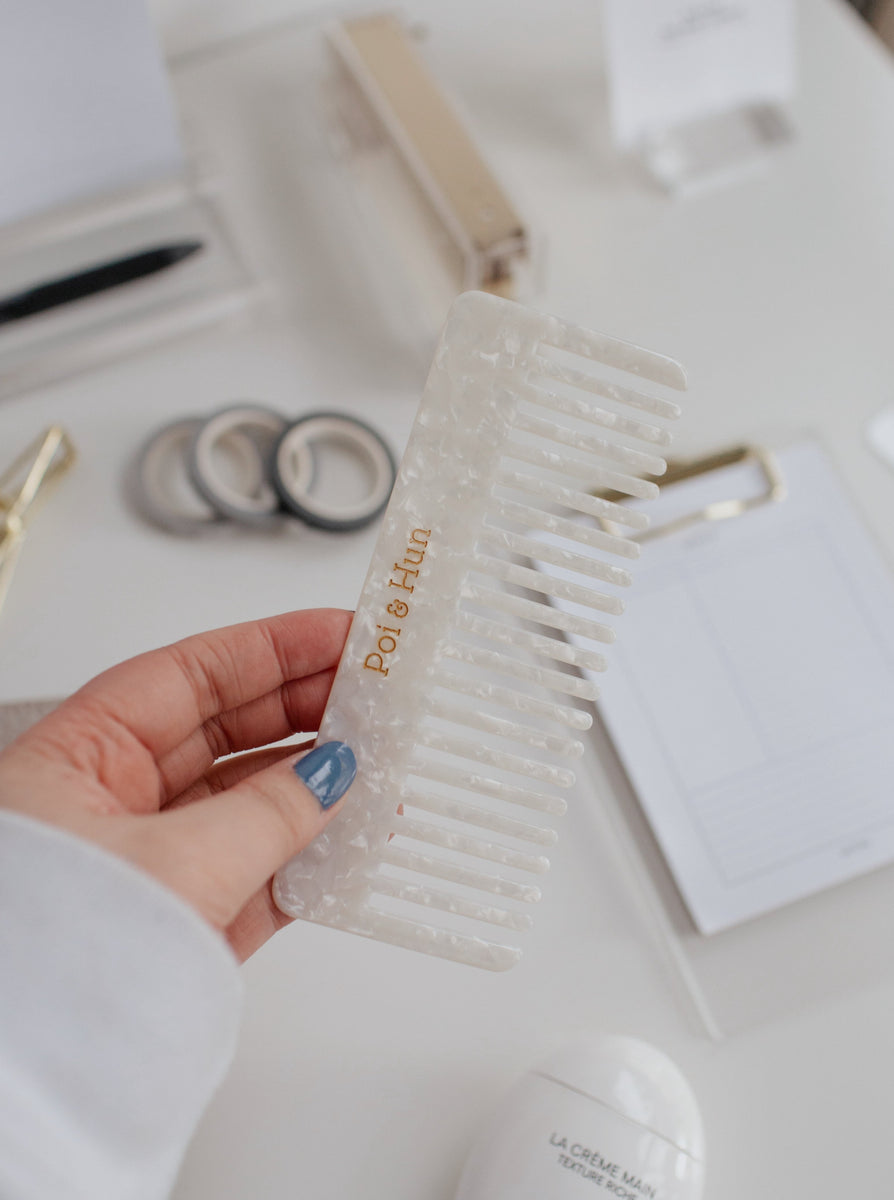 Hair Comb - White – Poi & Hun