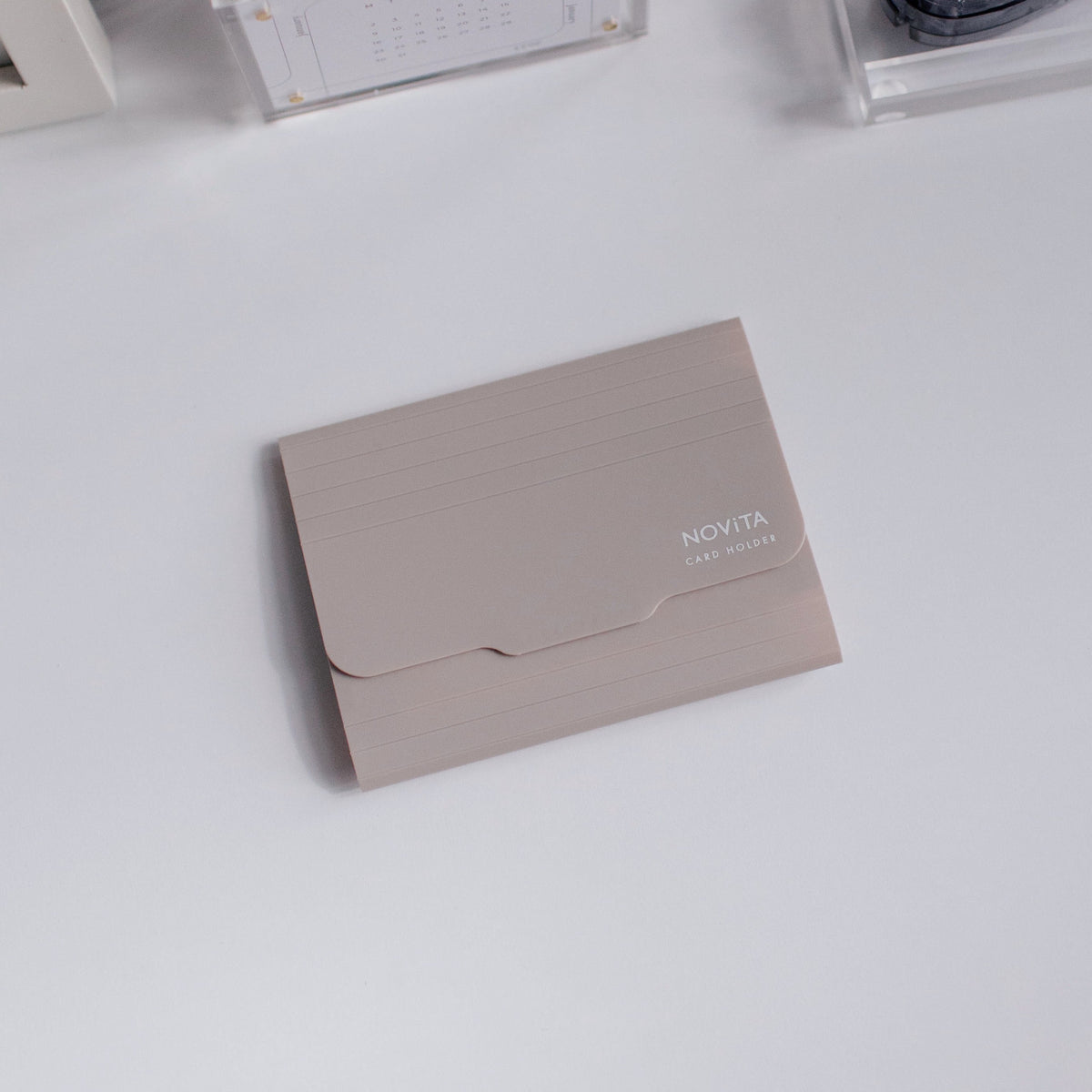 Kokuyo Novita Card Holder – Poi & Hun